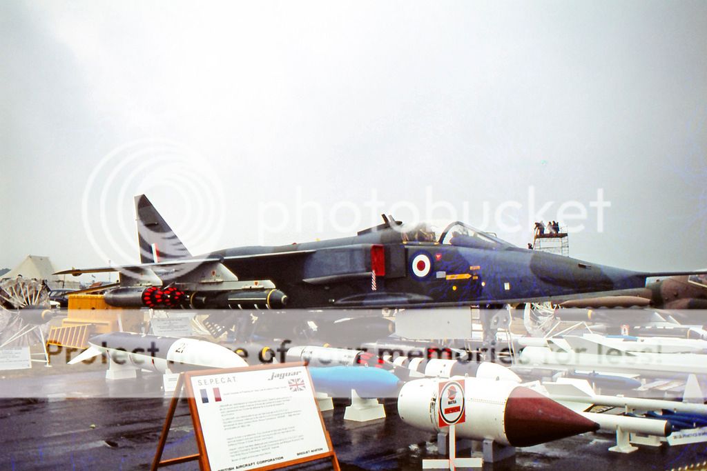 Color of Matra type 155 rocket launcher pod (on Hawker Hunters) - Page ...